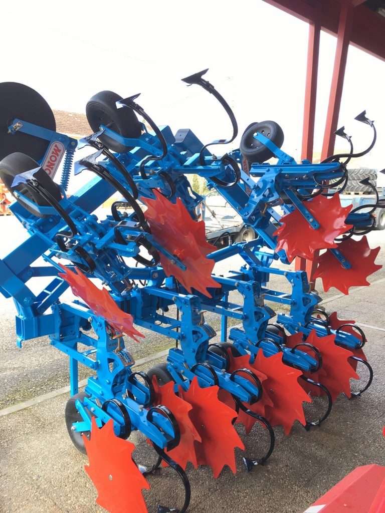 Etablissements Lafforgue - Vente de Bineuse Monosem Multicrop neuve.