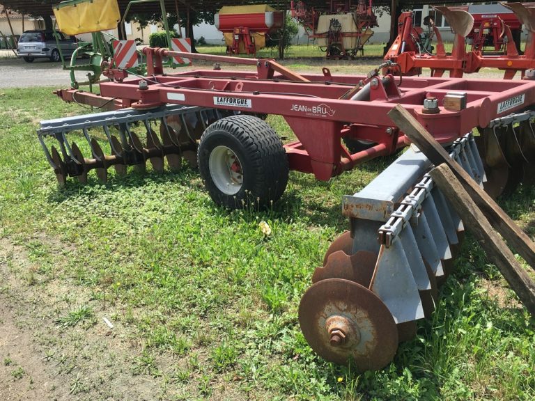 Ets Lafforgue - Vente Déchaumeur à disques Jean De Bru. Machines Agricoles